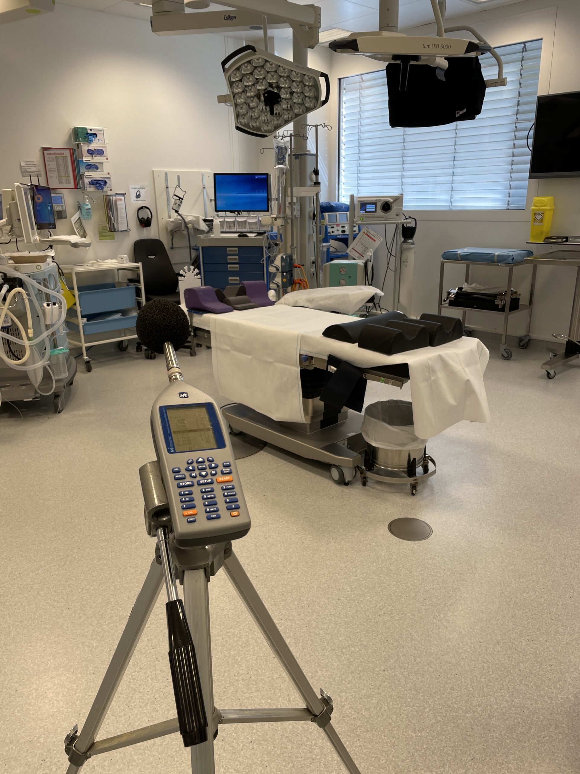 Robotic surgery - precise but noisy - Acoustic Bulletin